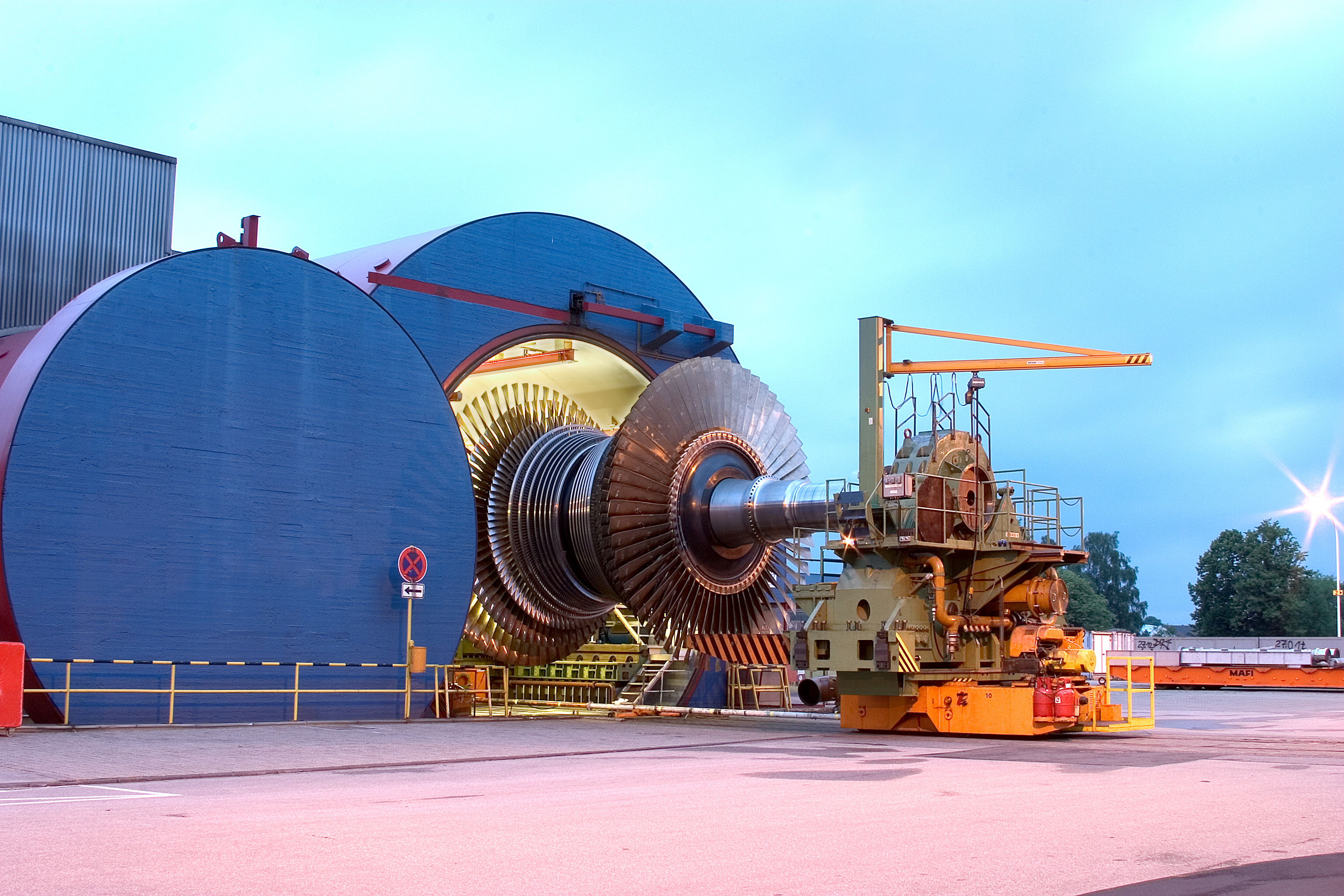 High Speed Balancing and Overspeed Test Facilities DH 2 - DH 13 ...